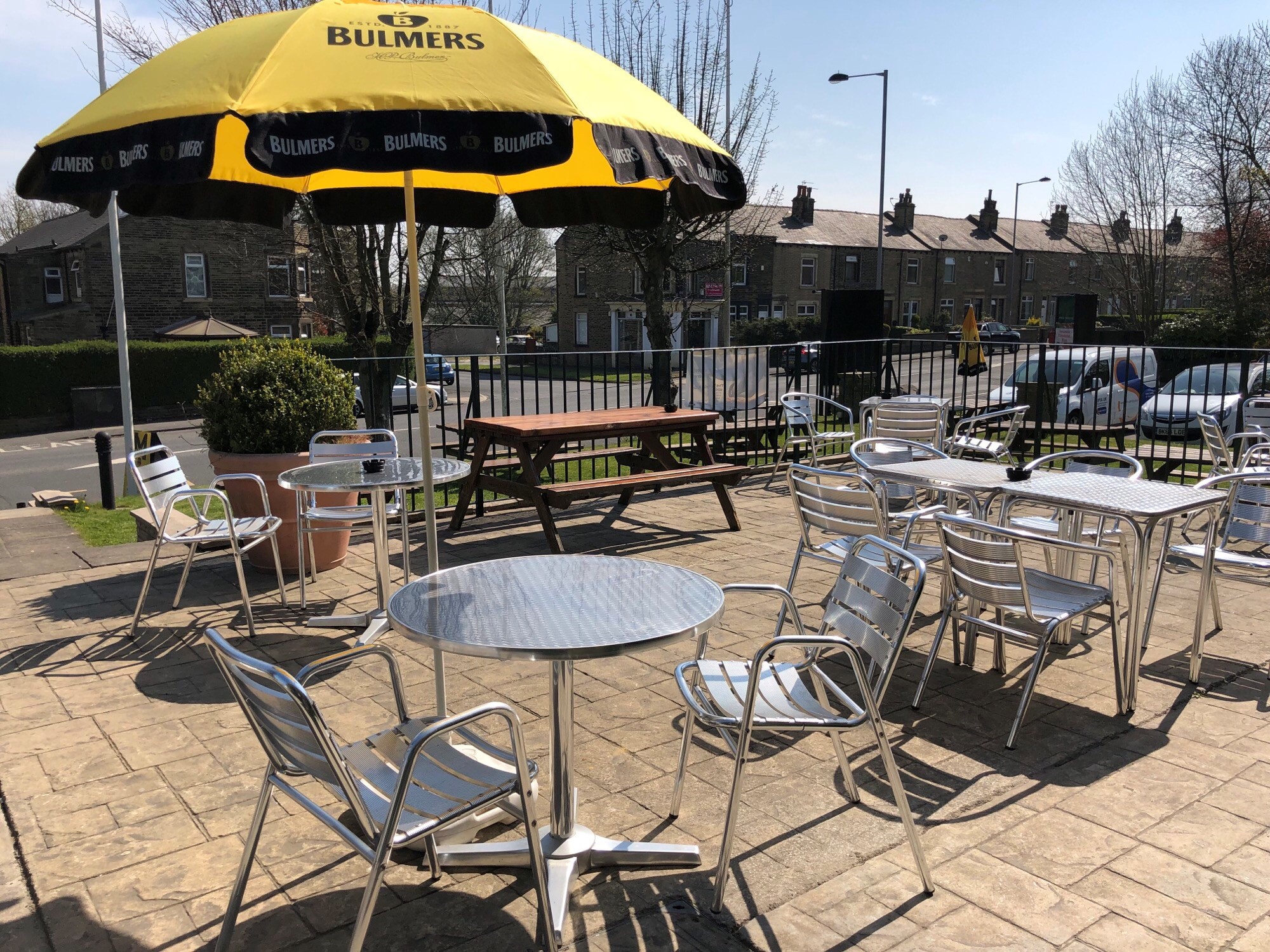 The Highfield Pub – The Highfield Hotel